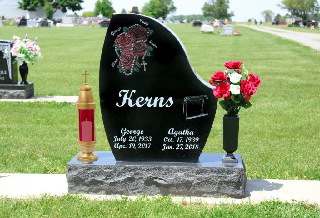 US Metalcraft Memorial Light – Fenton Memorials